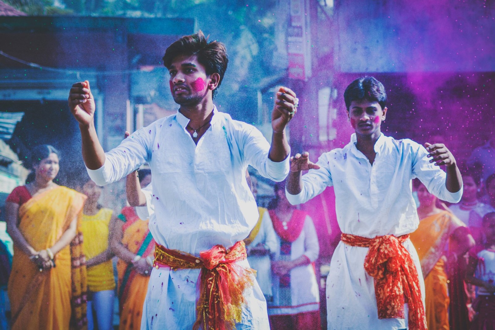 ‘Cultural continuity’ hypothesis suggests we’re all wired to keep ...