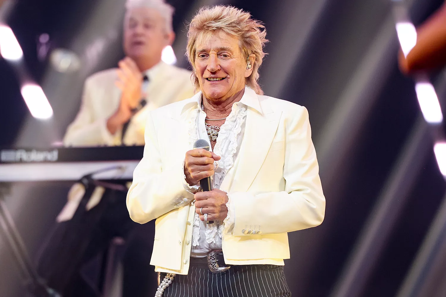 Rod Stewart Cancels Second Vegas Show on Doctor’s Orders: What Fans ...
