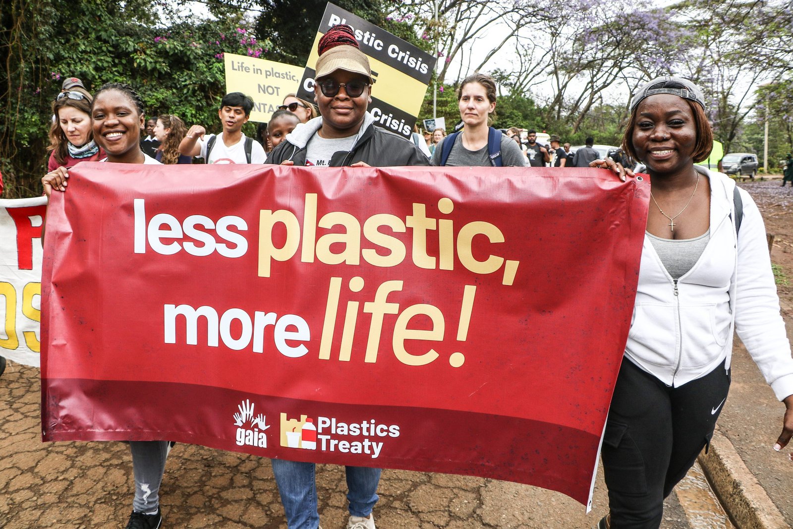 [Opinion] A Strong Plastics Treaty Will Help Solve Plastic Pollution ...