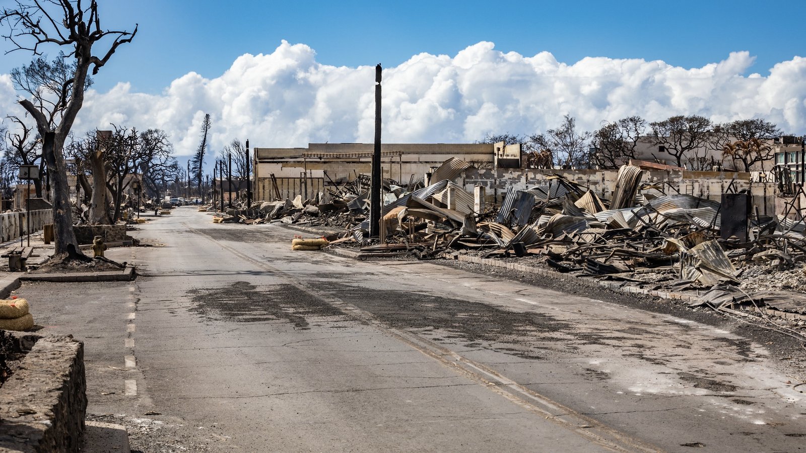 Lahaina, Hawaii, rebuilds slowly after deadly fire » Yale Climate ...