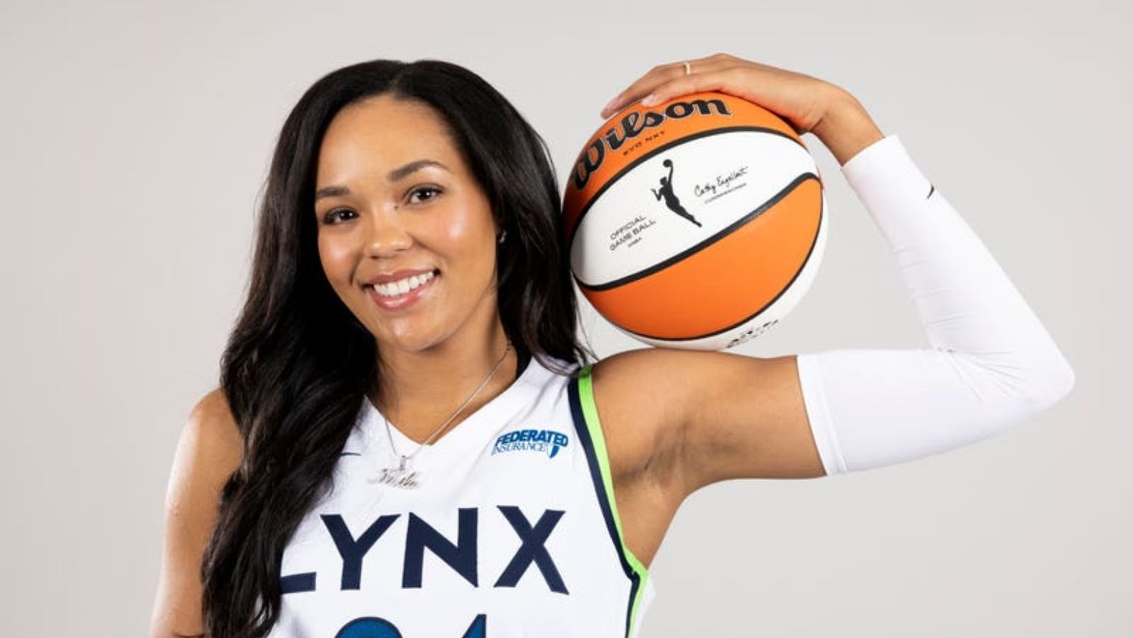 What Is Napheesa Collier’s Current Net Worth: How Wealthy Is the WNBA ...