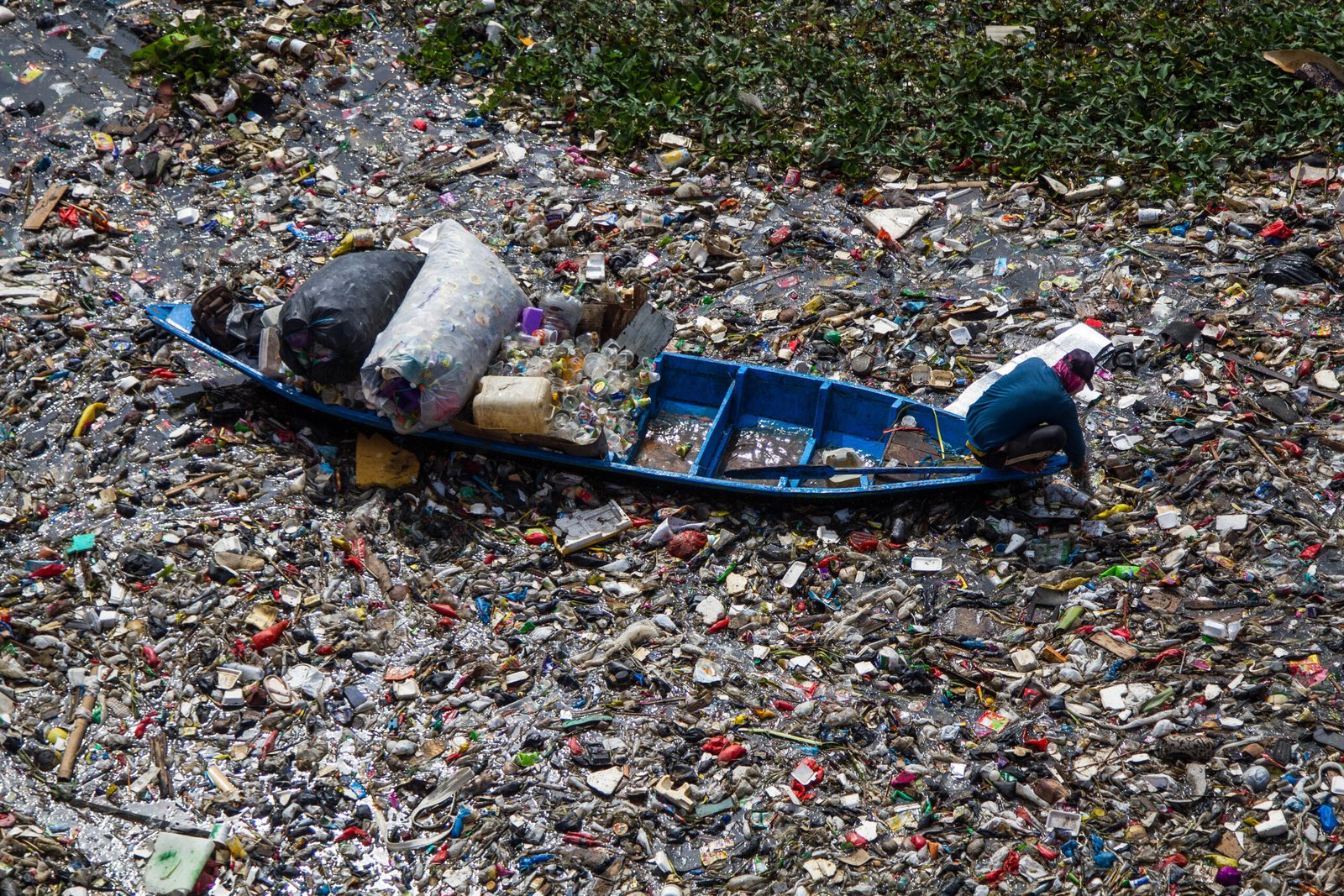Deep divisions persist as plastics treaty talks restart at informal ...